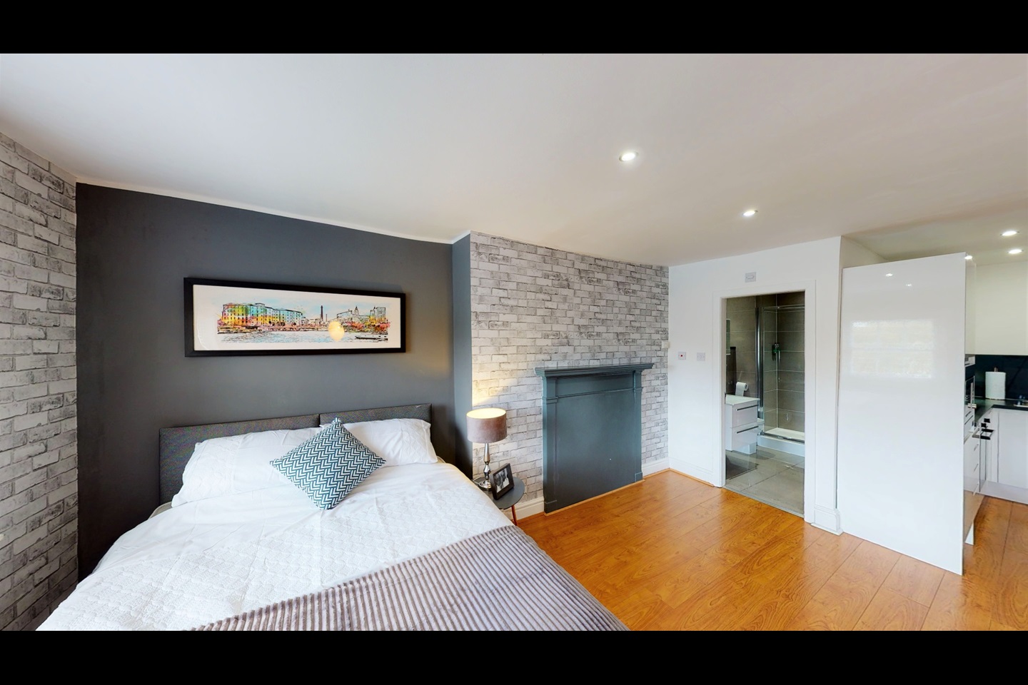 Liverpool - Studio Flat, Liverpool, L2 - To Rent Now for £850.00 p/m