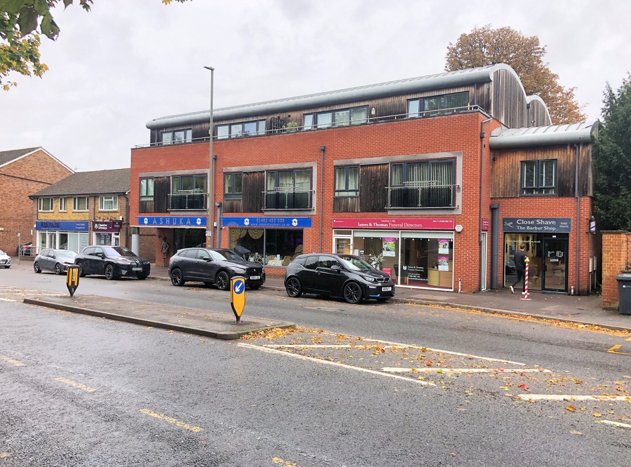 Guildford - 2 Bed Flat, Merrow Heights, GU1 - To Rent Now for £1,475.00 p/m