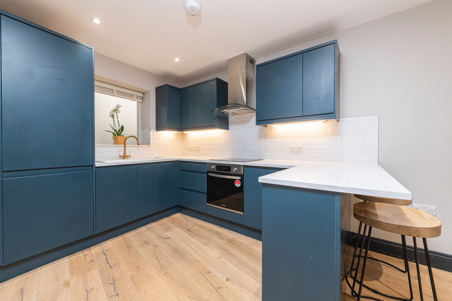 London - 2 Bed Flat, Penrith Place, SE27 - To Rent Now for £1,900.00 p/m