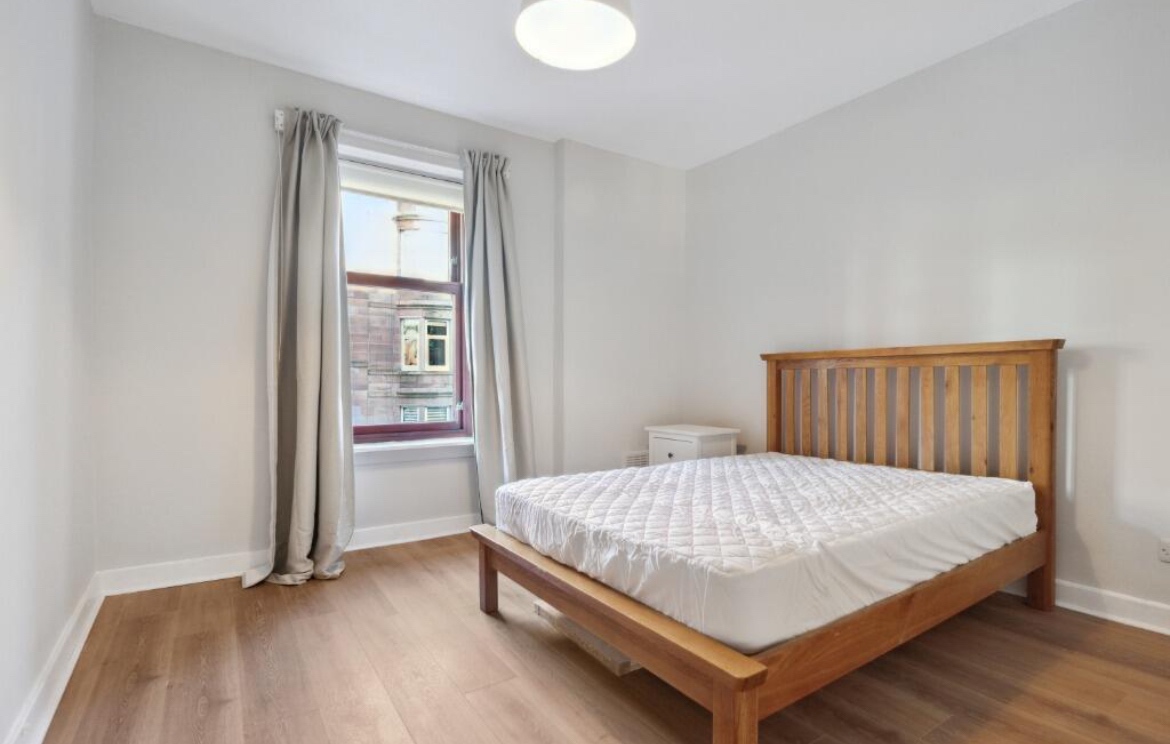 Glasgow - 2 Bed Flat, Battlefield, G42 - To Rent Now for £1,050.00 p/m