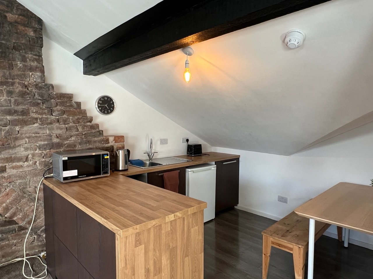 Liverpool - Bedsit, Spellow Lane, L4 - To Rent Now for £780.00 p/m