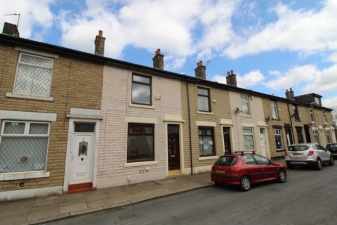 Rochdale - 2 Bed Terraced House, Crown Street, OL16 - To Rent Now for £ ...