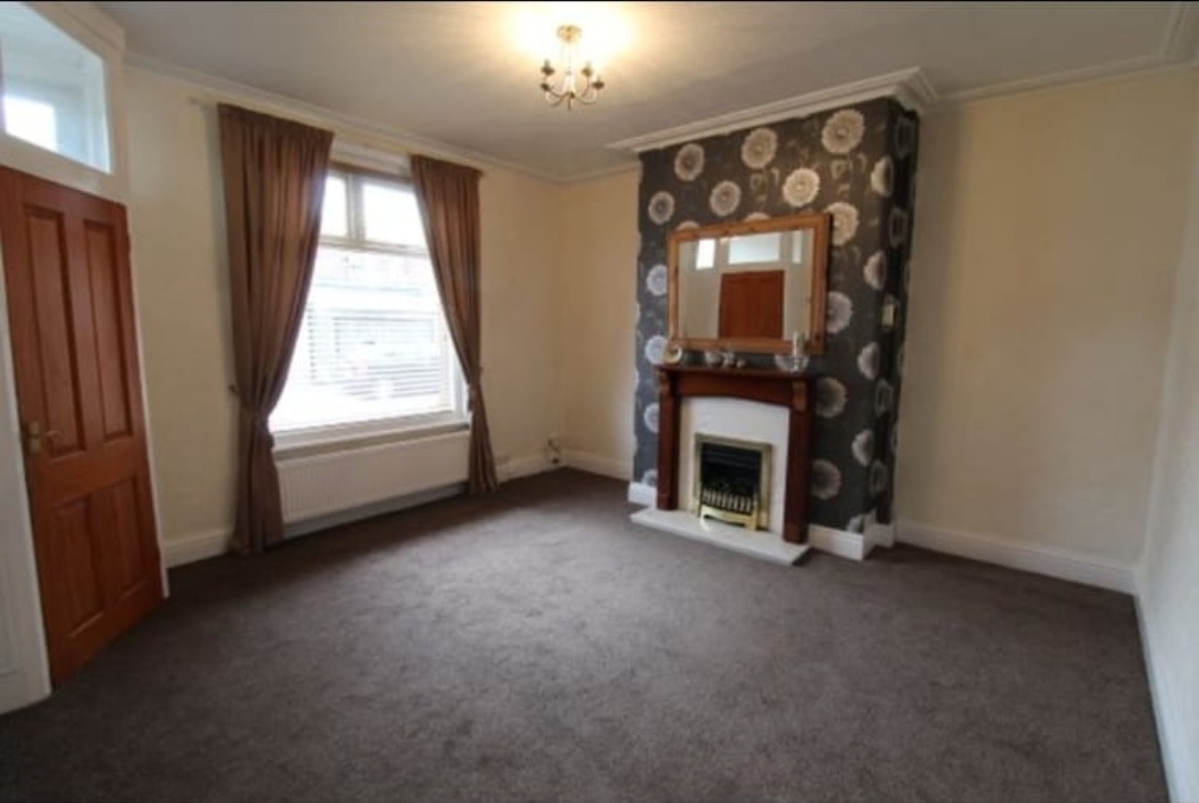 Rochdale - 2 Bed Terraced House, Crown Street, OL16 - To Rent Now for £ ...