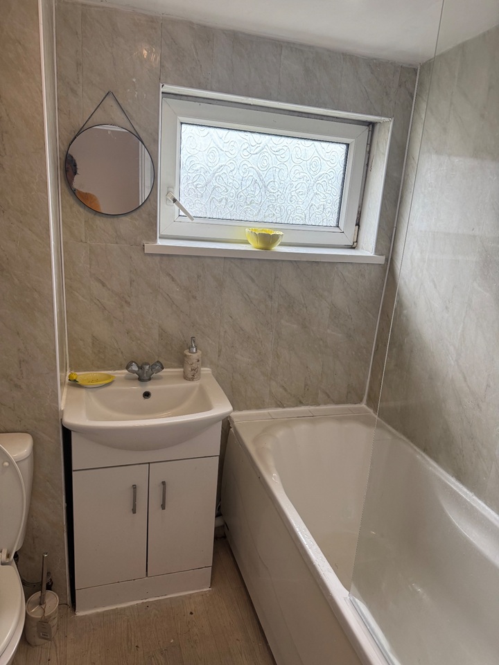 Rumney, Cardiff - 3 Bed End Terrace, Trowbridge Green, CF3 - To Rent ...