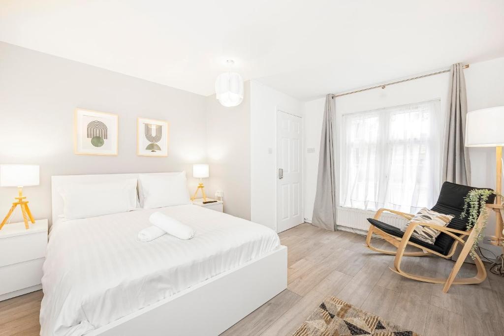 London - Room in a Shared House, Rectory Square, E1 - To Rent Now for £ ...