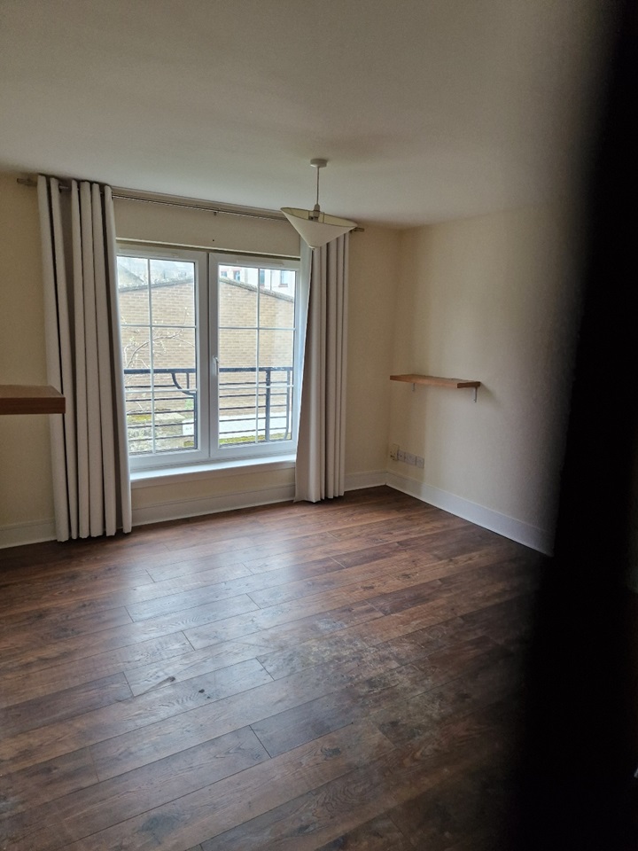 Edinburgh - 2 Bed Flat, Timber Bush, EH6 - To Rent Now for £1,295.00 p/m