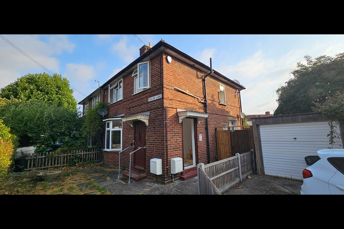 Dagenham - 1 Bed Maisonette, Oxlow Lane, RM10 - To Rent Now for £1,300. ...