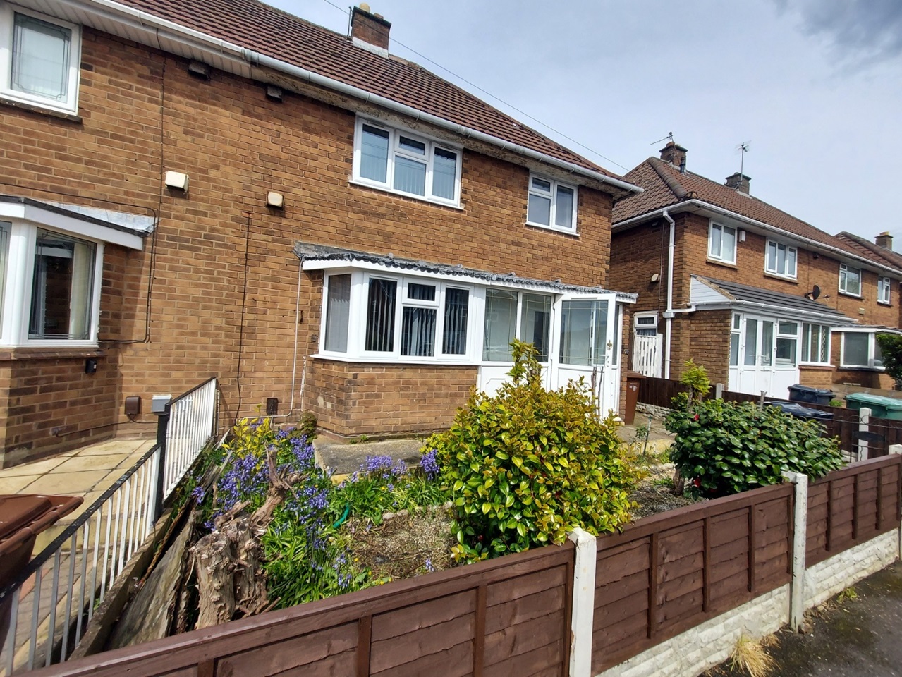 Walsall - 4 Bed Semi-Detached House, Brockhurst Crescent, WS5 - To Rent ...