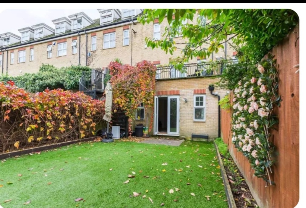 London - 1 Bed Flat, Oscier Crescent, N10 - To Rent Now for £350.00 p/m