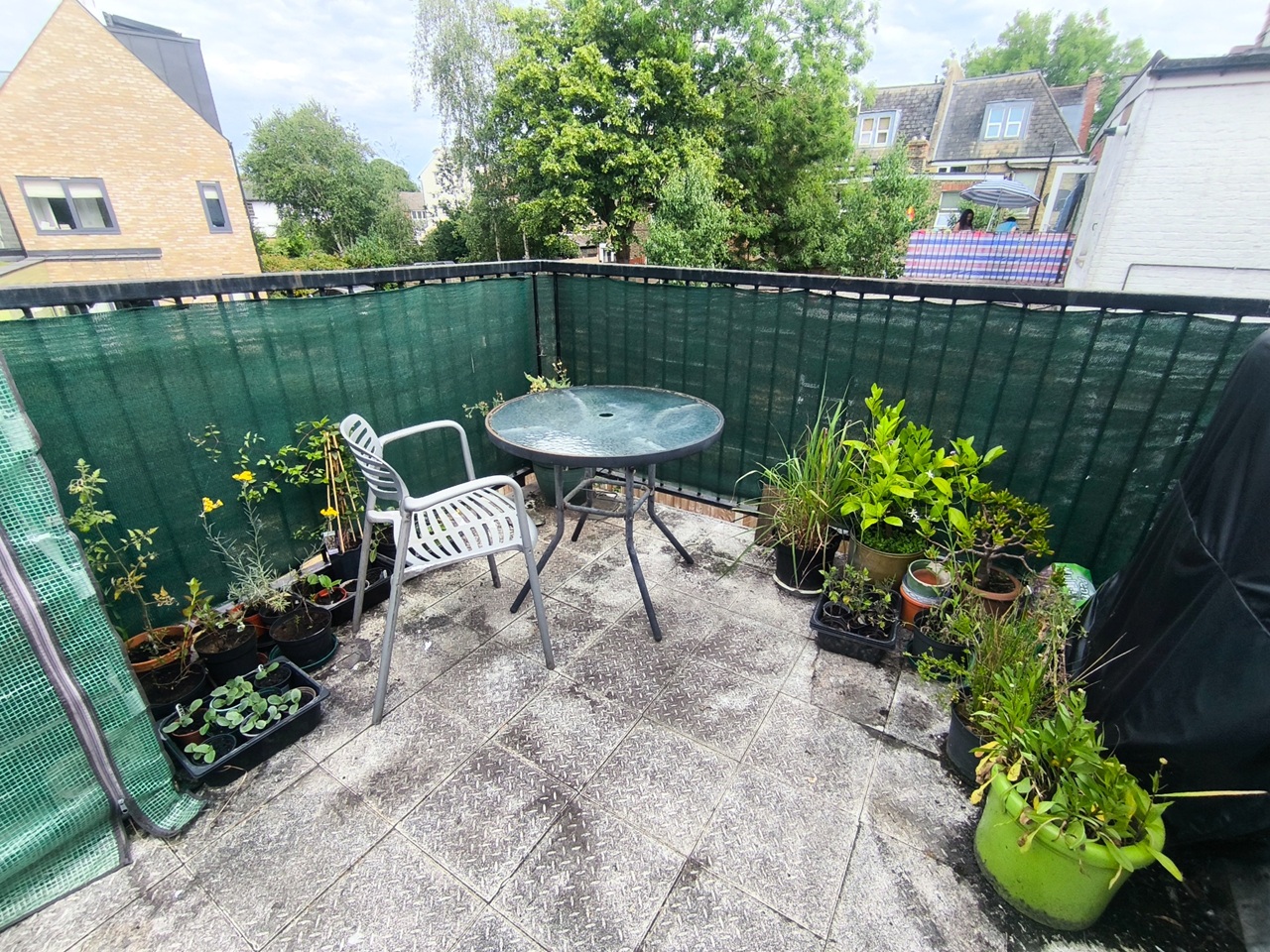 Surbiton - 1 Bed Flat, King Charles Road, KT5 - To Rent Now for £1,350. ...