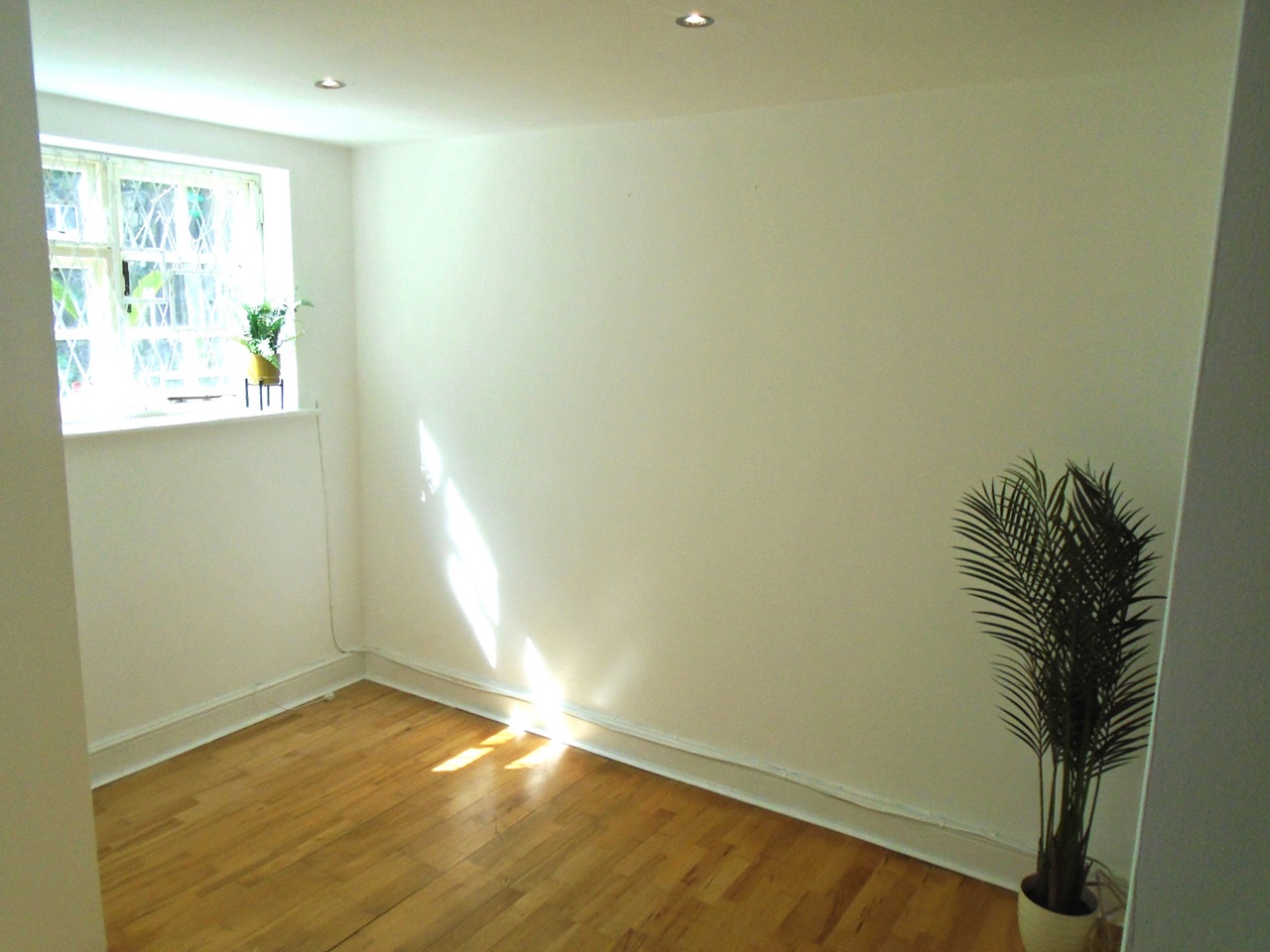 Chiswick - 1 Bed Flat, Chiswick, W4 - To Rent Now for £1,700.00 p/m