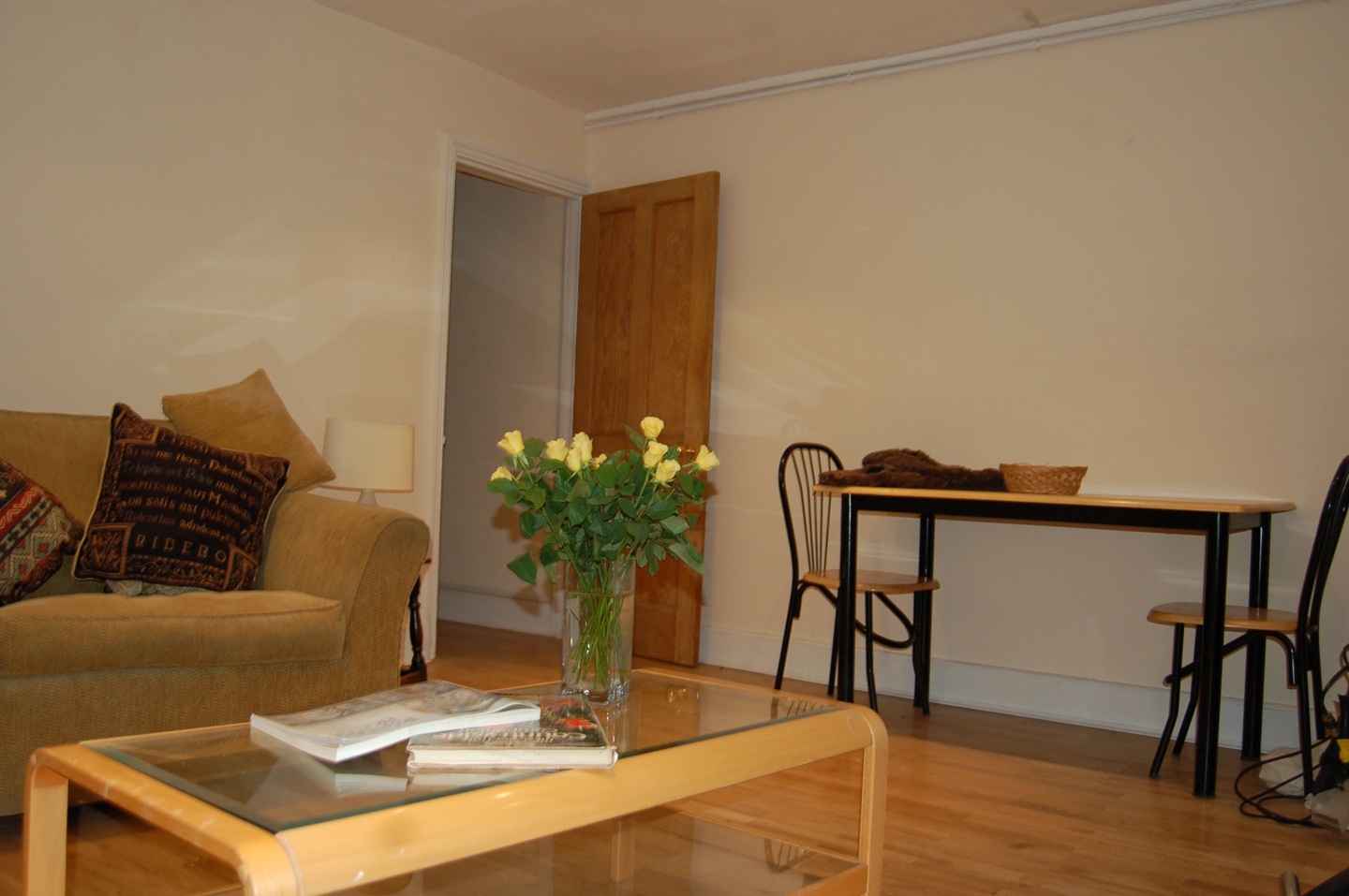 London - 1 Bed Flat, Fentiman Road, SW8 - To Rent Now for £1,945.00 p/m