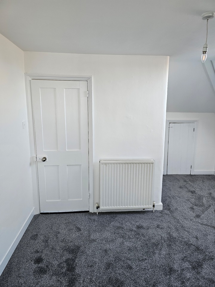 London - 1 Bed Flat, Rosenthal Road, SE6 - To Rent Now for £1,300.00 p/m