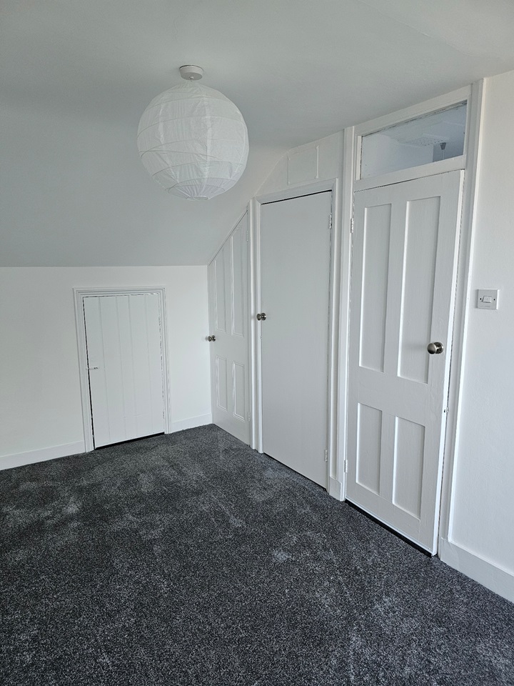 London - 1 Bed Flat, Rosenthal Road, SE6 - To Rent Now for £1,300.00 p/m