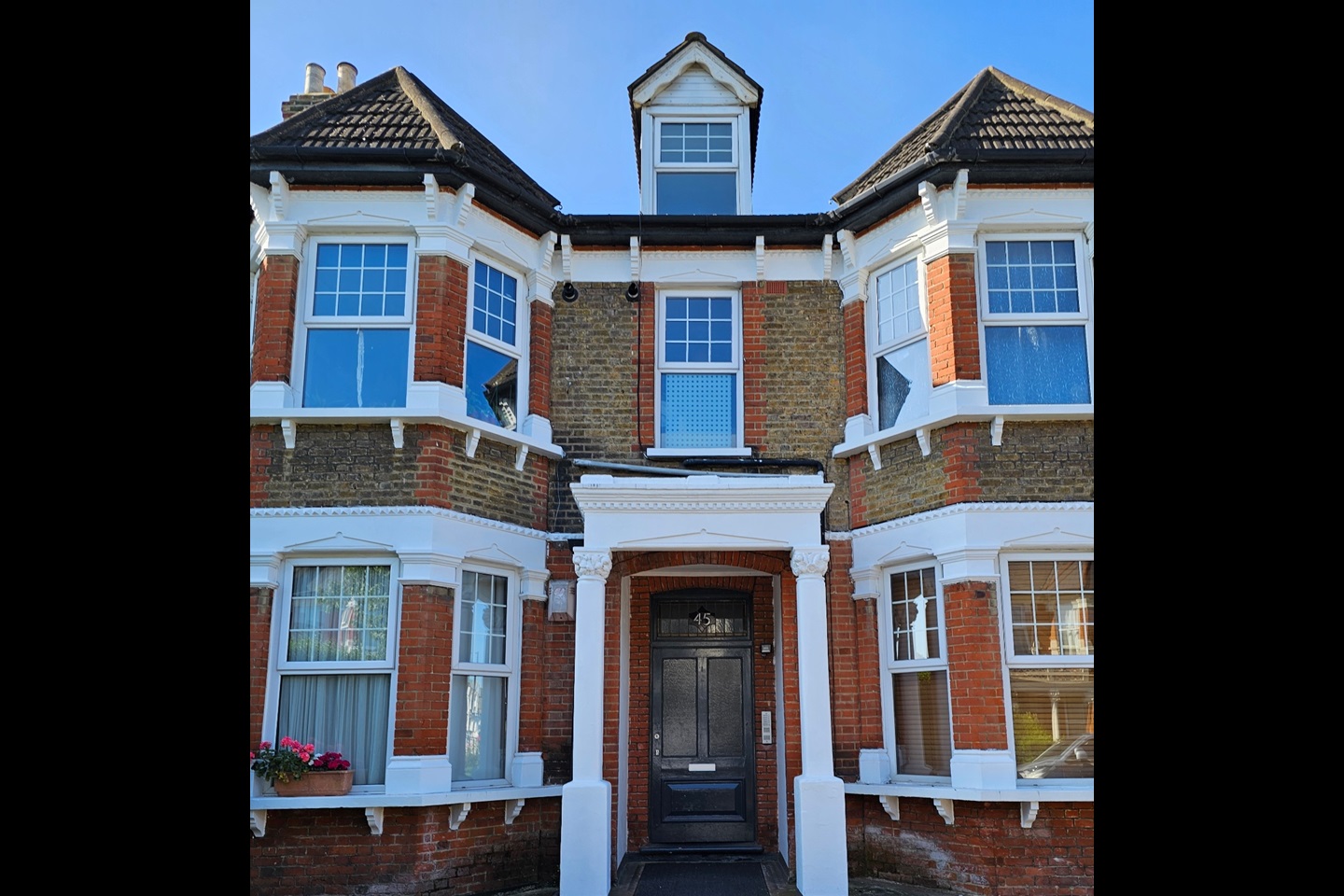 London - 1 Bed Flat, Rosenthal Road, SE6 - To Rent Now for £1,300.00 p/m
