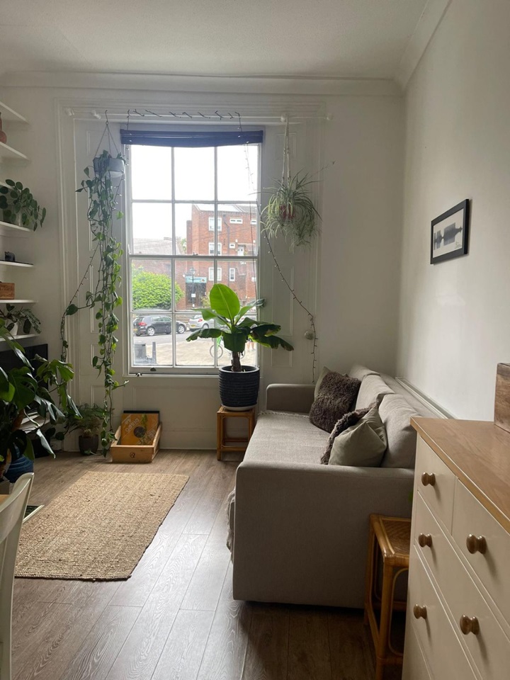 London - 1 Bed Flat, Cadogan Terrace, E9 - To Rent Now for £1,850.00 p/m