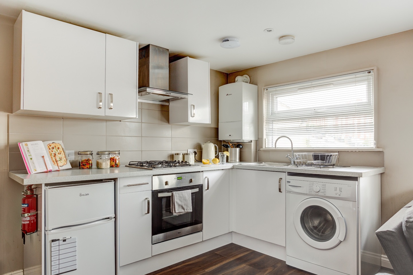 Brighton - 1 Bed Flat, Hartington Road, BN2 - To Rent Now for £995.00 p/m