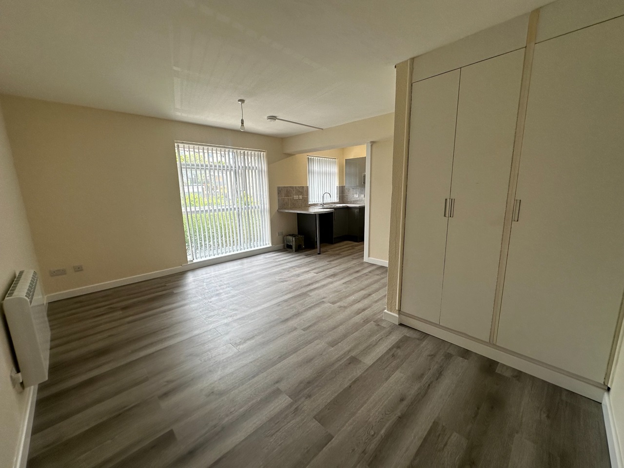 Eastbourne - Studio Flat, Rotunda Road, BN23 - To Rent Now for £875.00 p/m