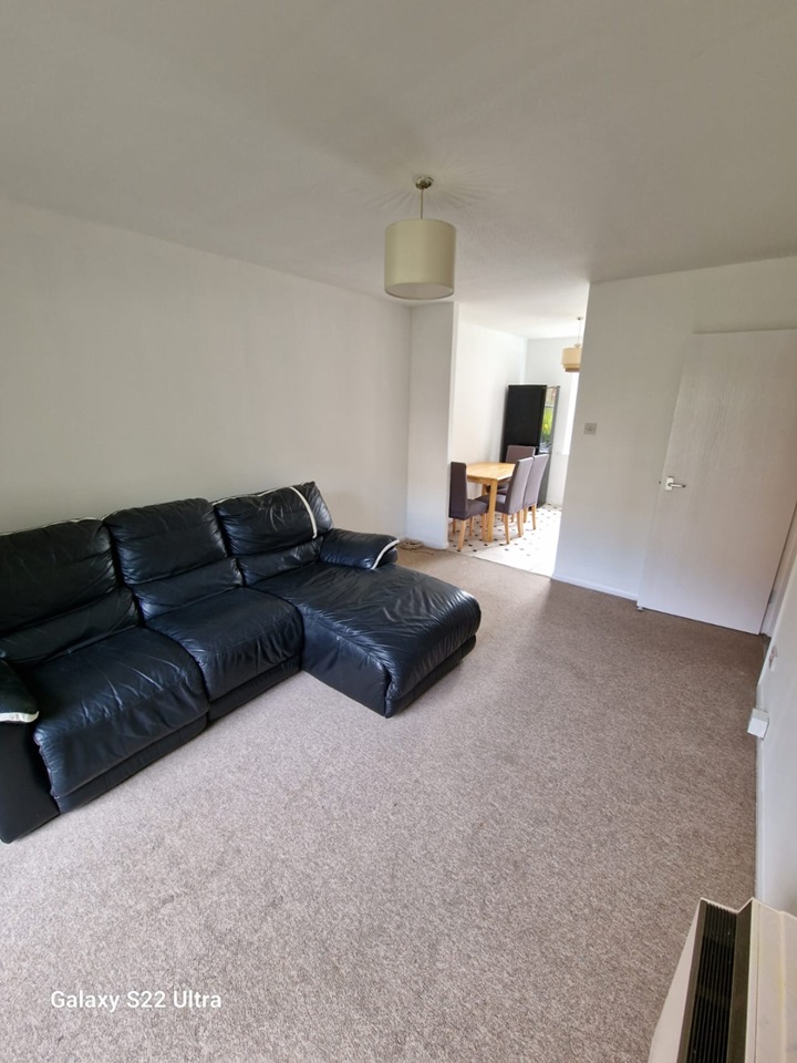 Reading - 2 Bed Flat, Rose Kiln Lane, RG1 - To Rent Now for £1,400.00 p/m