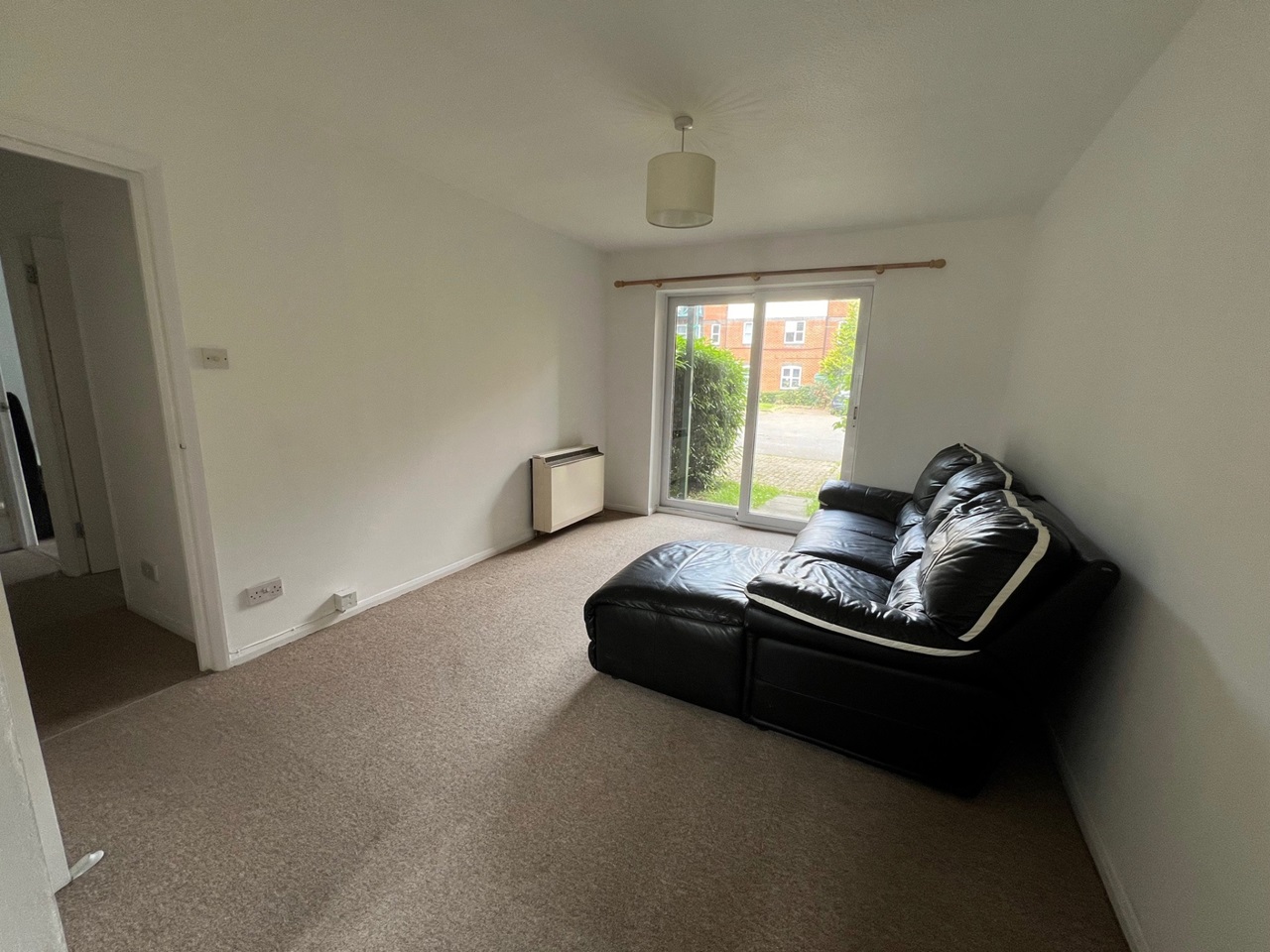 Reading - 2 Bed Flat, Rose Kiln Lane, RG1 - To Rent Now for £1,400.00 p/m