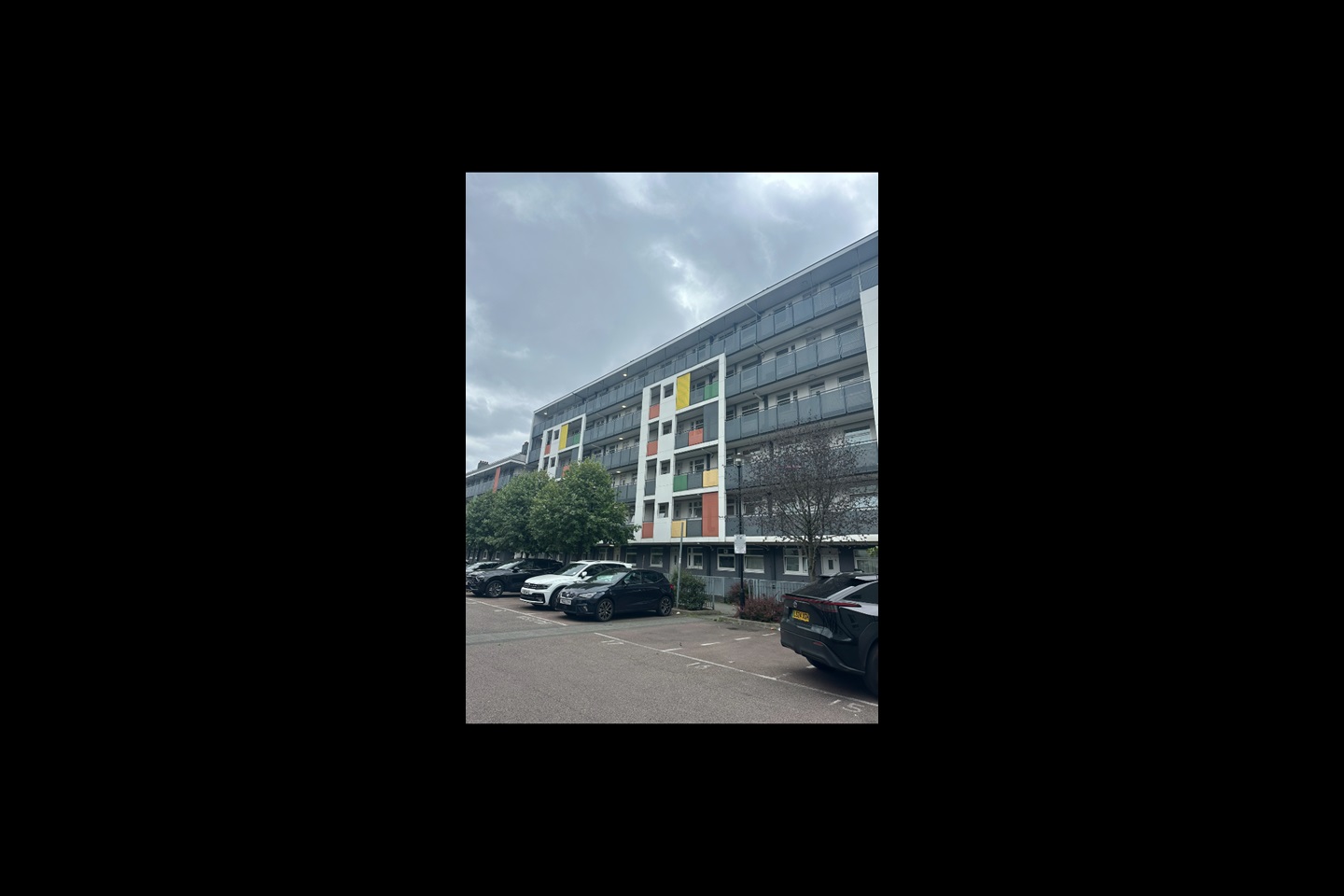 London - Room in a Shared Flat, Brimsdown House, E3 - To Rent Now for £ ...
