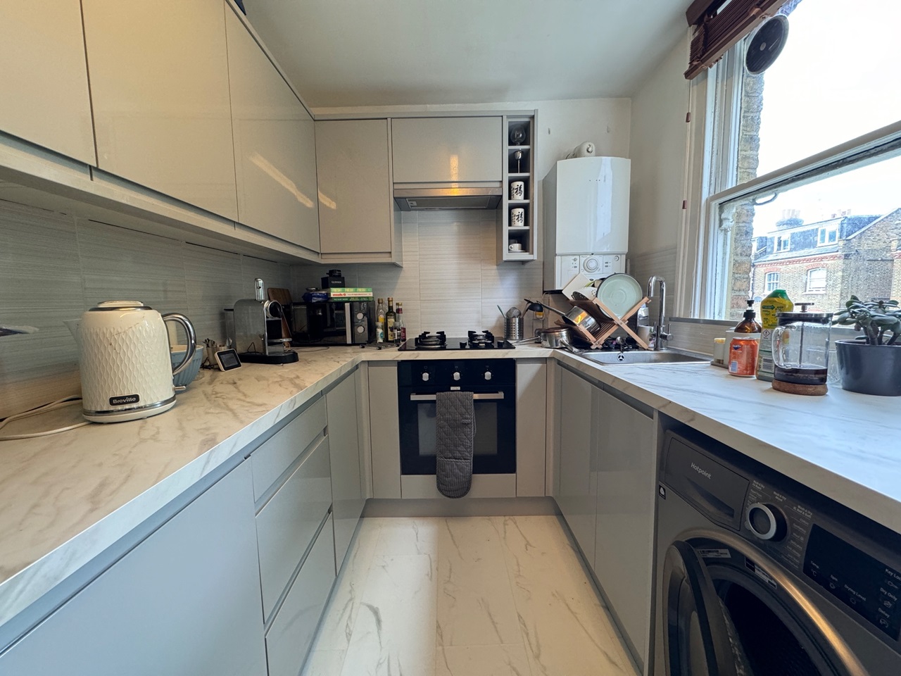London - 2 Bed Flat, Alexandra Grove, N4 - To Rent Now for £2,200.00 p/m