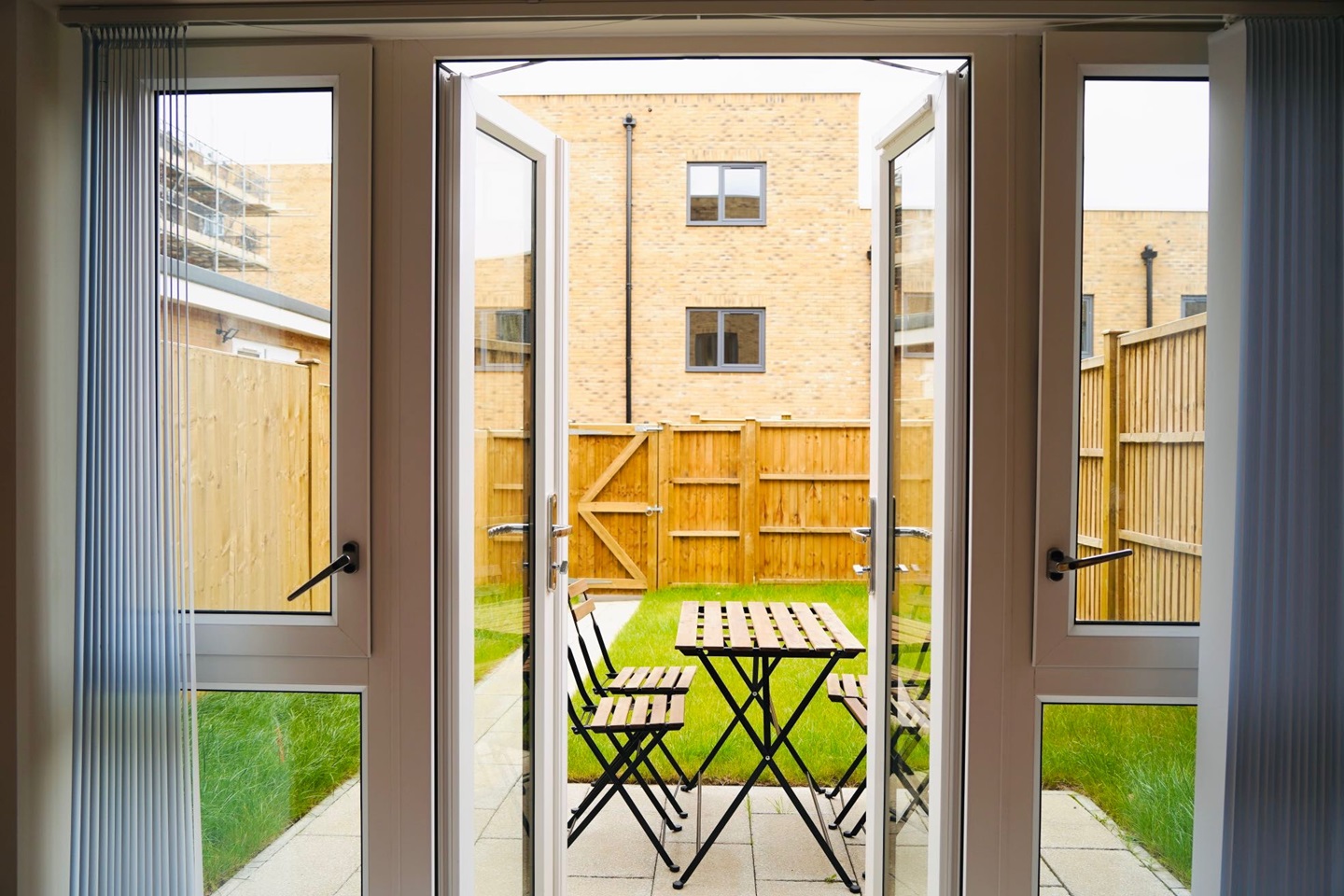 London - 4 Bed Terraced House, Pear Mews, SW17 - To Rent Now for £4,250 ...