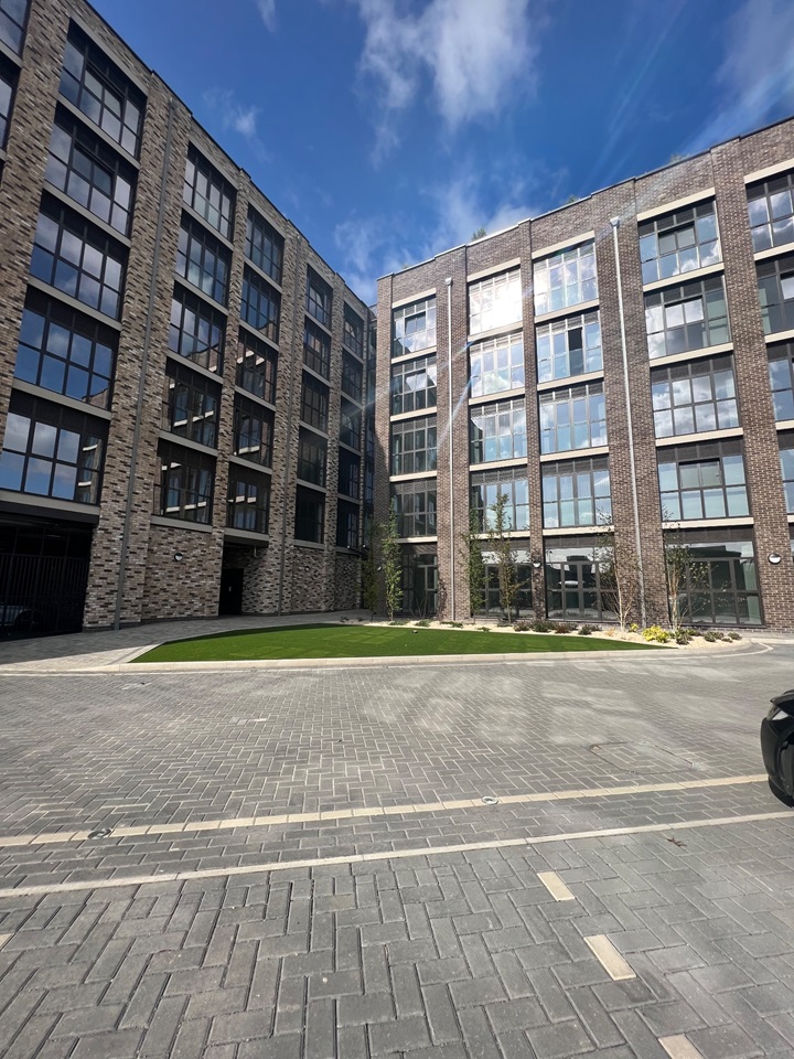 Leicester - 2 Bed Flat, Mitchian Grand Union Building, LE3 - To Rent ...