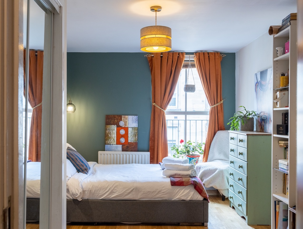 Edinburgh - 2 Bed Flat, Valleyfield Street, EH3 - To Rent Now for £ ...