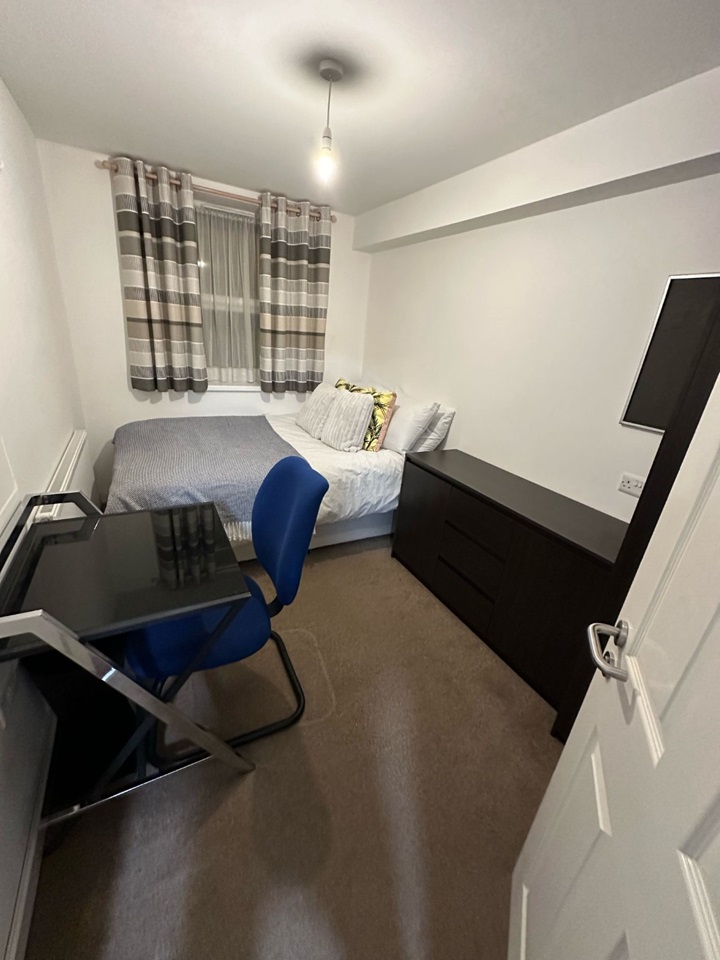 Coventry - Room in a Shared House, Wells Terrace, CV5 - To Rent Now for ...