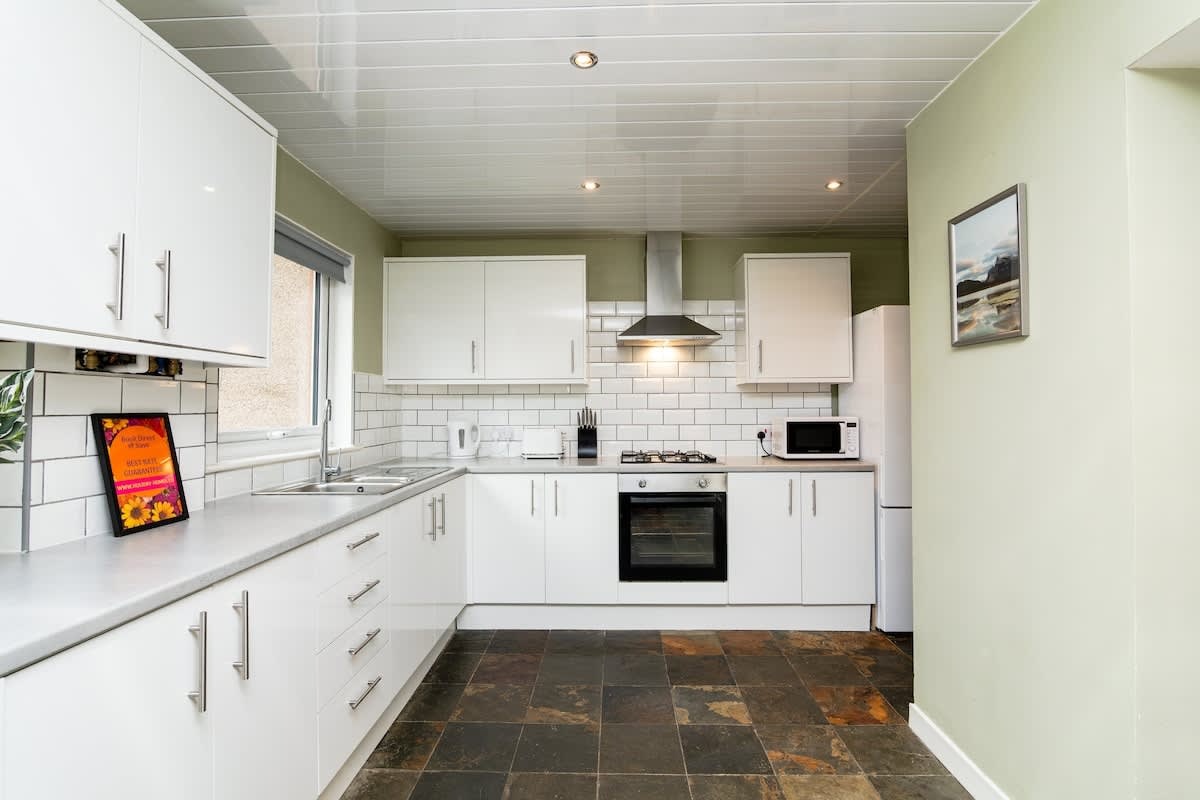 Glenrothes - 3 Bed Terraced House, Piper Drive, KY7 - To Rent Now for £ ...