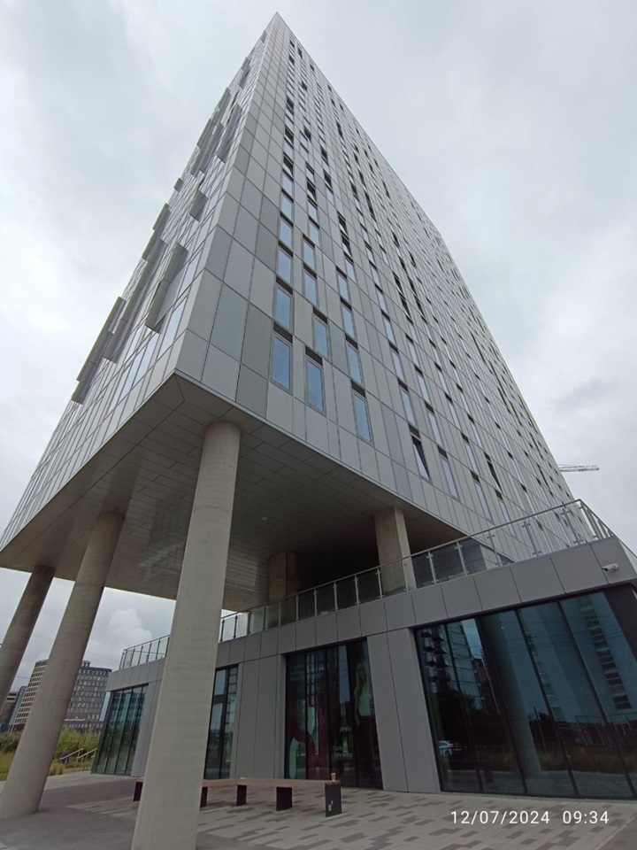 Salford - Studio Flat, Michigan Point Tower D, M50 - To Rent Now for £ ...