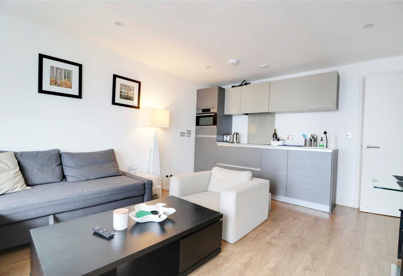 London - 1 Bed Flat, Packington Street, N1 - To Rent Now for £2,300.00 p/m