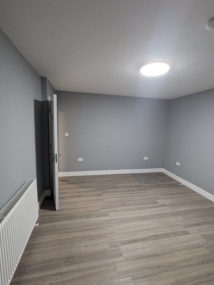 Southall - 2 Bed Flat, Uxbridge Road, UB1 - To Rent Now for £1,850.00 p/m
