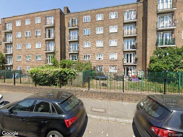 London - 1 Bed Flat, Queensbridge Court, E2 - To Rent Now for £1,240.00 p/m