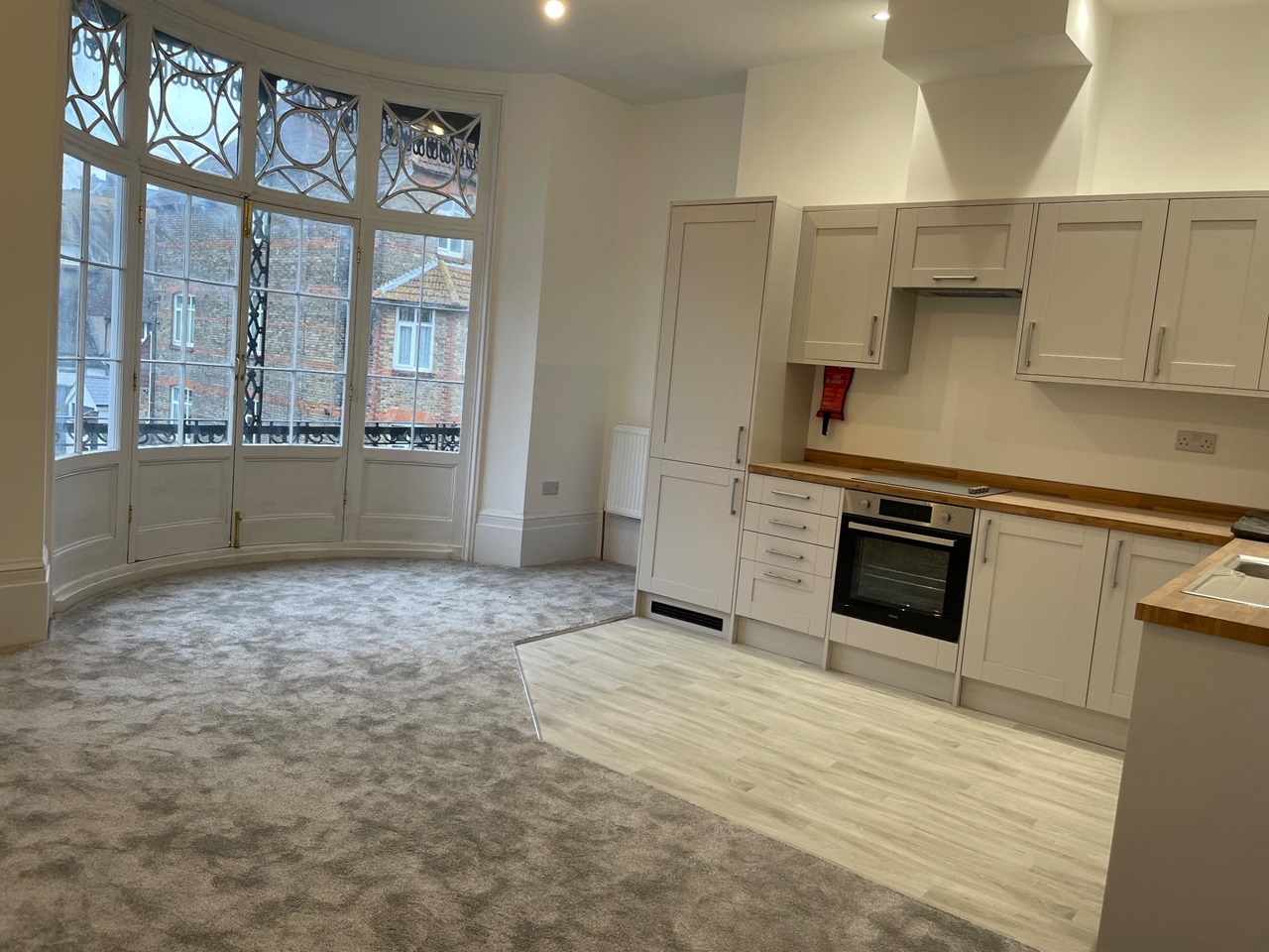 Ramsgate - 2 Bed Flat, Augusta Road, CT11 - To Rent Now for £1,050.00 p/m