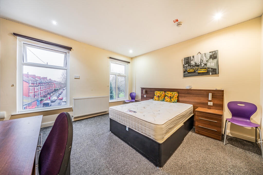 Manchester - Room in a Shared House, Stockport Road, M12 - To Rent Now ...