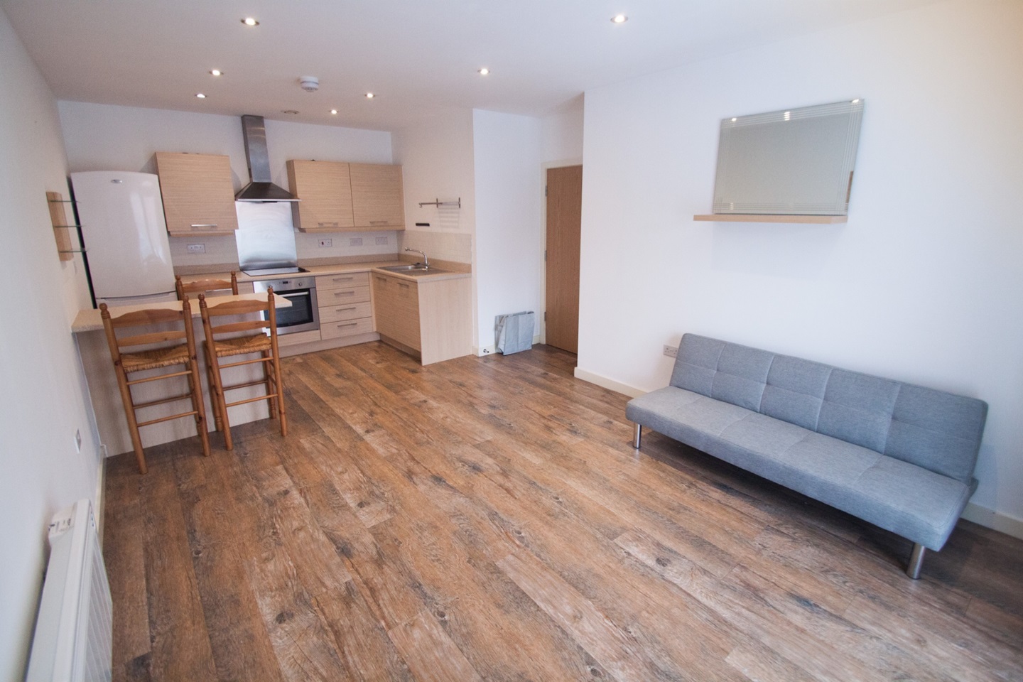 Manchester - 2 Bed Flat, Houseman Crescent, M20 - To Rent Now for £ ...