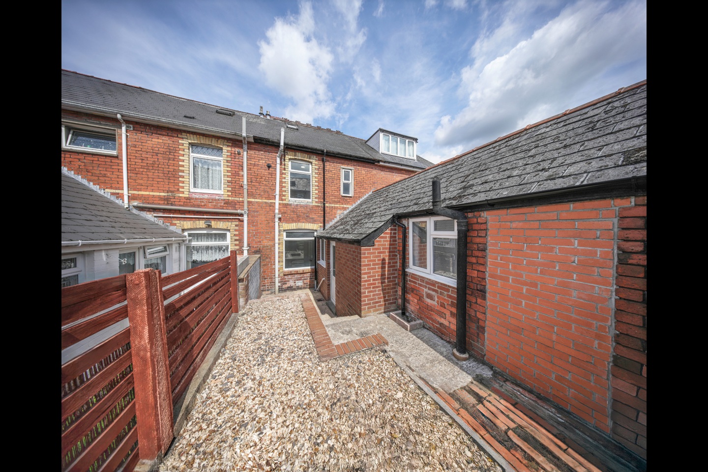 Pontypool - 3 Bed Terraced House, Queen Street, NP4 - To Rent Now for £ ...