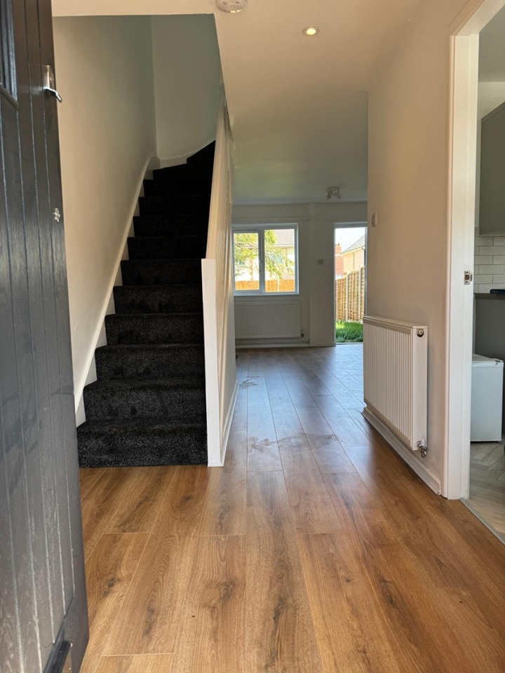 Chadsmoor, Cannock - 3 Bed Semi-Detached House, Woodford End, WS11 - To ...