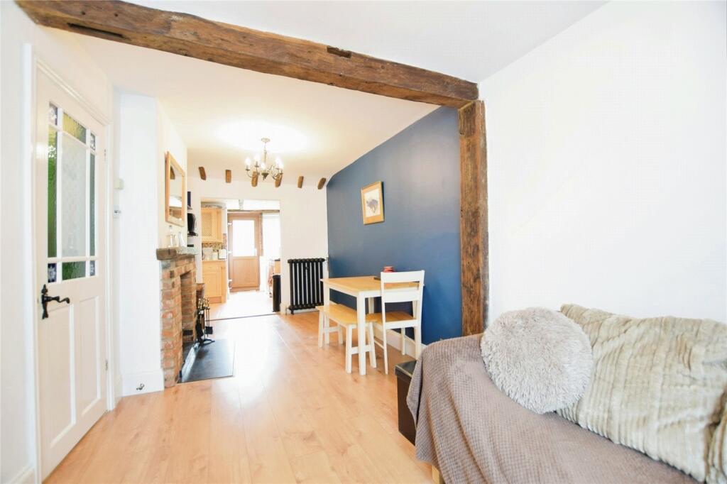 Colchester - 2 Bed Terraced House, Brook Street, CO1 - To Rent Now for ...