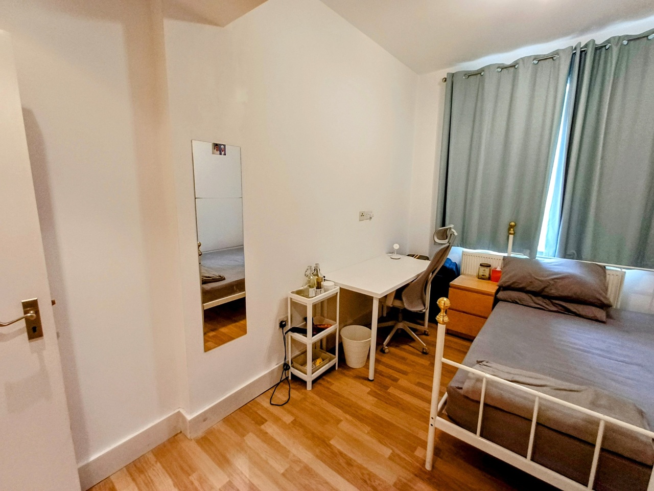 London - 2 Bed Flat, Edith Road, W14 - To Rent Now for £2,500.00 p/m