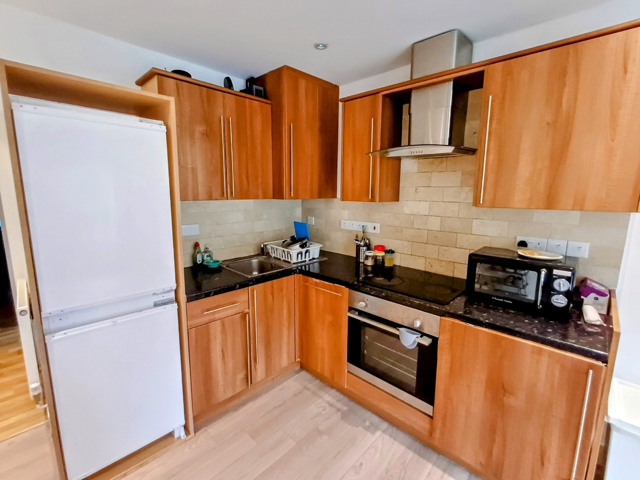 London - 2 Bed Flat, Edith Road, W14 - To Rent Now for £2,500.00 p/m
