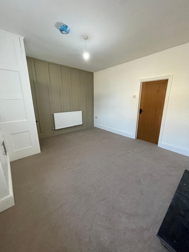 Adlington, Chorley - 2 Bed Terraced House, Chorley Road, PR6 - To Rent ...