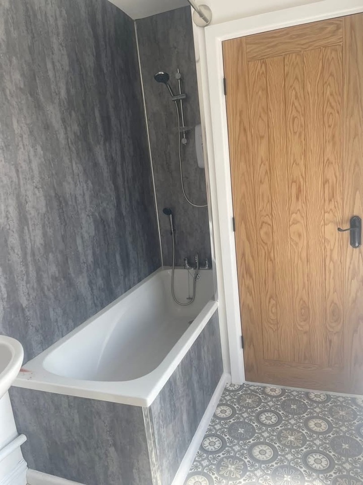 Adlington, Chorley - 2 Bed Terraced House, Chorley Road, PR6 - To Rent ...