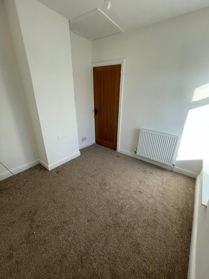 Adlington, Chorley - 2 Bed Terraced House, Chorley Road, PR6 - To Rent ...
