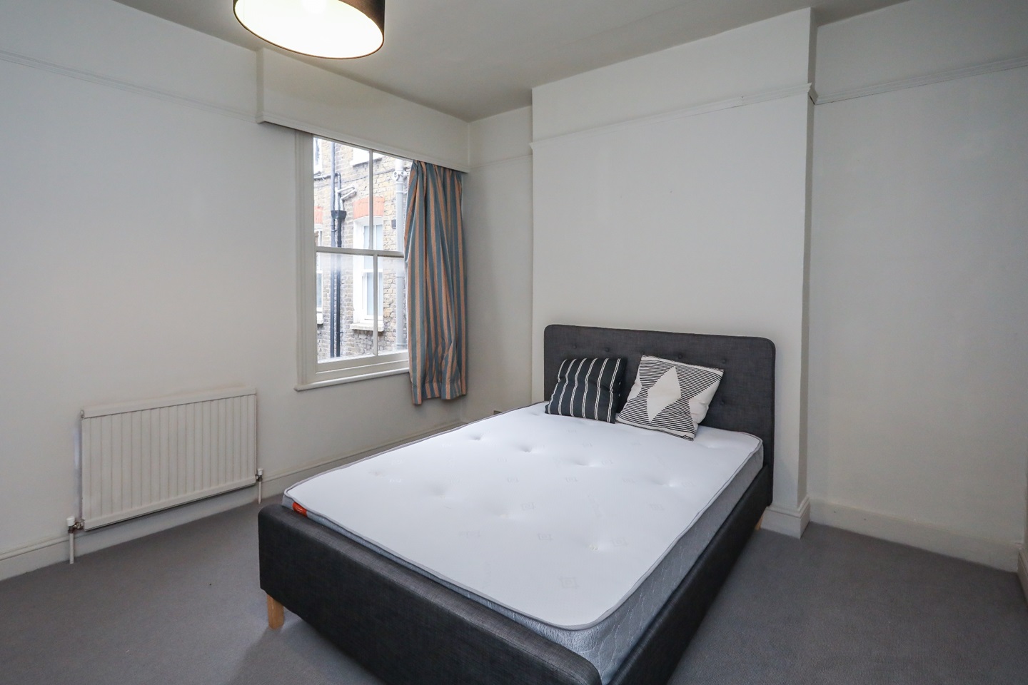 London - 3 Bed Flat, Clapham, SW4 - To Rent Now for £2,900.00 p/m