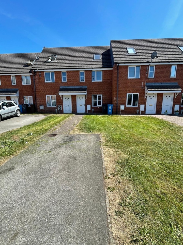 Hull - 3 Bed Terraced House, Wormley Court, HU6 - To Rent Now for £795. ...