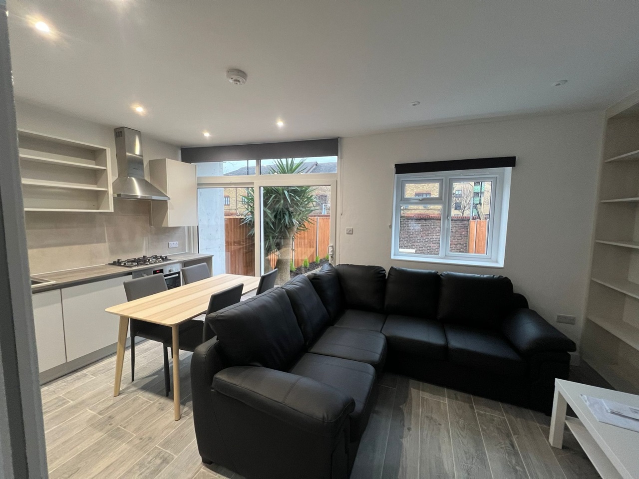 London - 4 Bed Maisonette, Ash House, SE1 - To Rent Now for £3,250.00 p/m