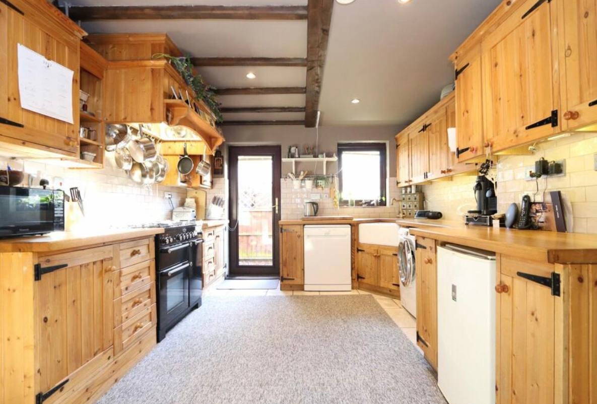 Heelands, Milton Keynes - Room in a Shared House, Langcliffe Drive ...